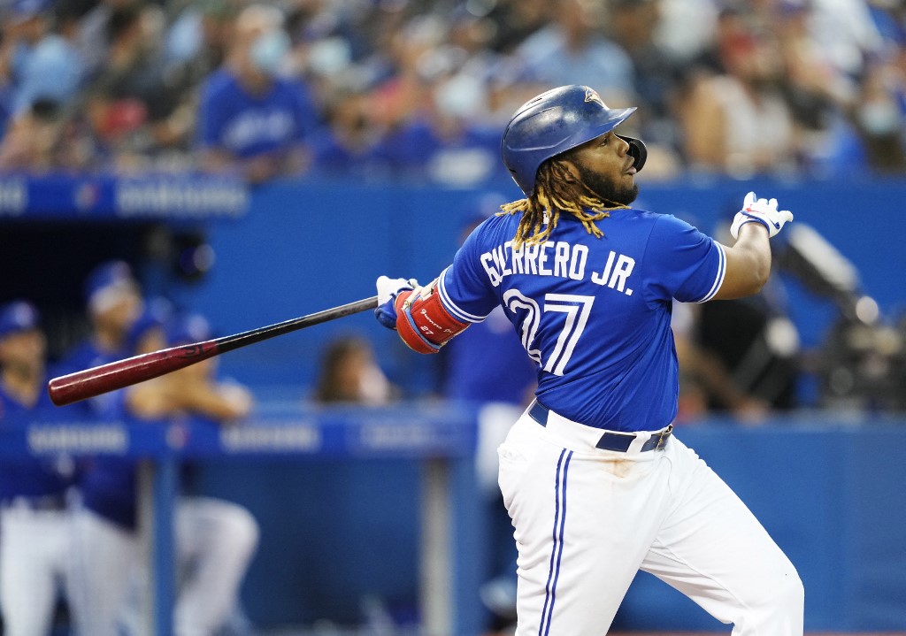 Vladdy Jr. pega su HR 36, pero los Tigres se llevan el triunfo ante los ...