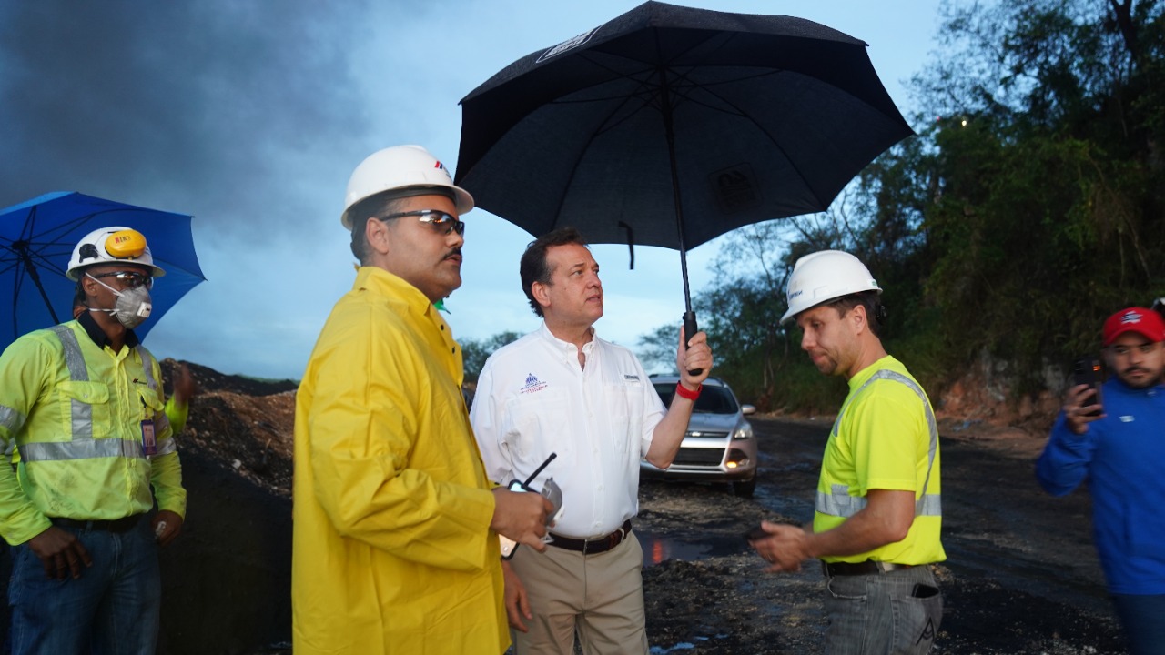 Gobierno ofrece apoyo a Cemex Dominicana por incendio • Prensa Diaria