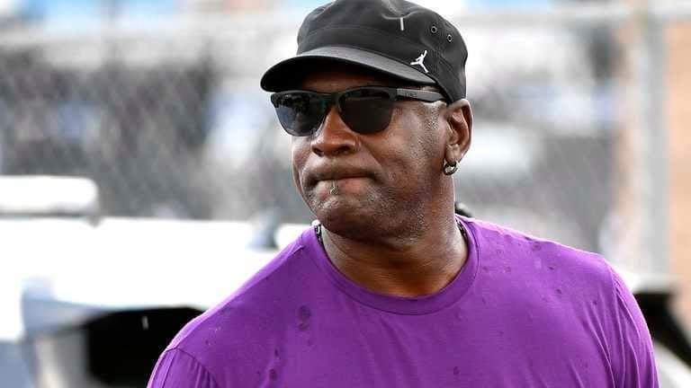 Michael Jordan dona astronómica suma, considerada “la más grande de la ...